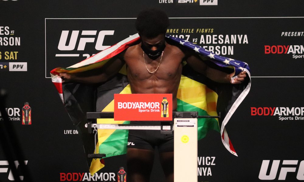 Ex-campeões do peso-galo acusam Sterling de encenação no UFC 259 ...