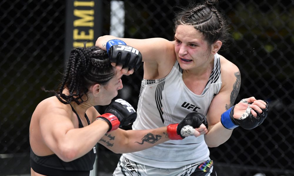 Lara Procópio é finalizada por rival invicta e desmaia no octógono ...