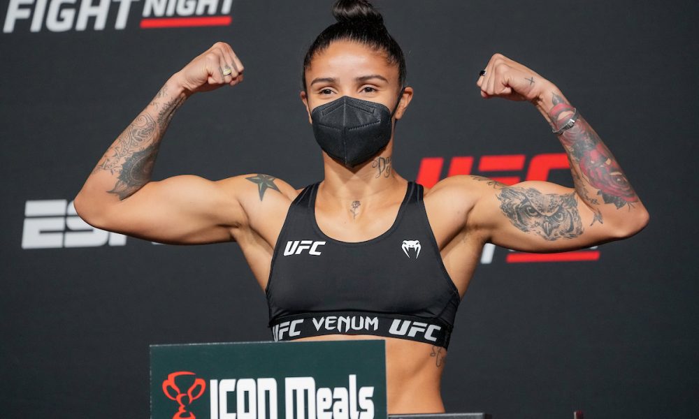 Prestes a estrear no UFC, Istela Nunes revela que pensou em parar de ...