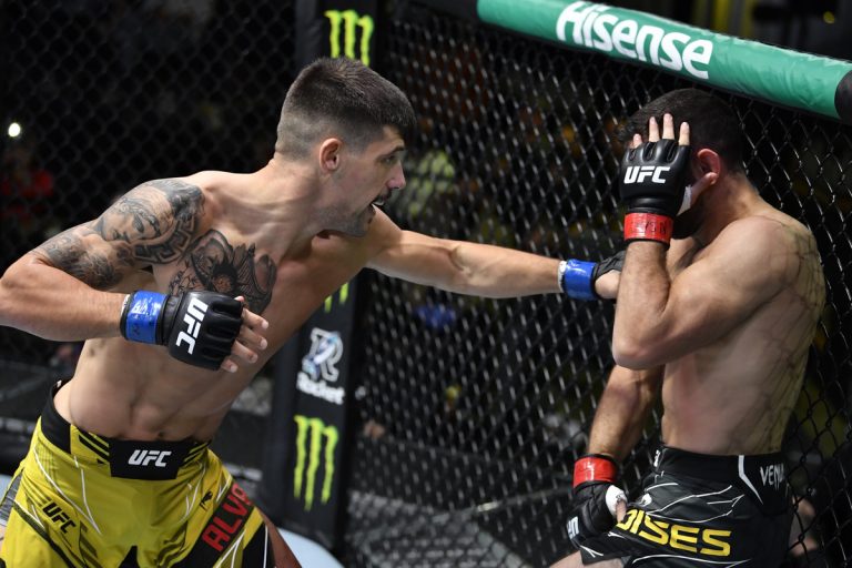 Thiago Moisés é nocauteado por Álvarez no primeiro round e pode deixar ...