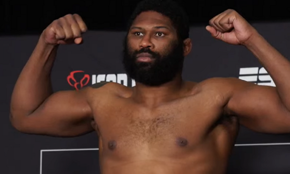 Blaydes aplica nocaute brutal em Daukaus e se aproxima de disputa de ...