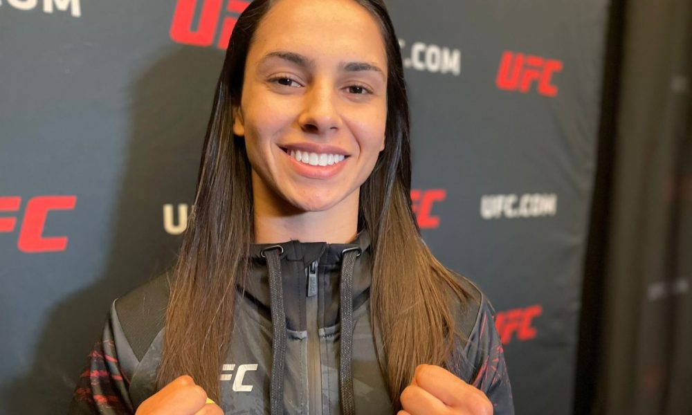 Ariane Lipski exalta camp de preparação na academia de Amanda Nunes ...