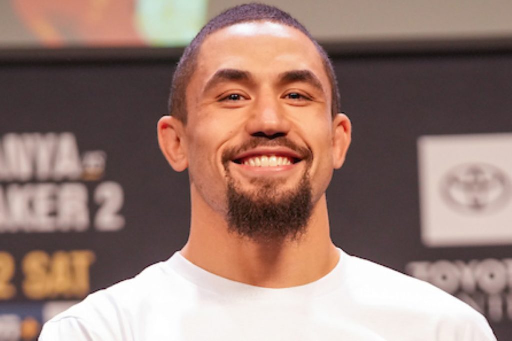 Whittaker revela motivo de 'felicidade' com vitória de Adesanya no UFC ...