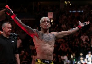 Focado! Charles do Bronx reforça foco em cinturão do UFC em 2025 - Ag ...