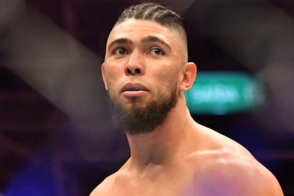 Johnny Walker projeta possível luta pelo título contra Poatan no UFC ...