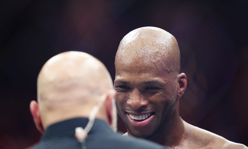 Michael Page faz avaliação criteriosa após estreia vitoriosa no UFC ...