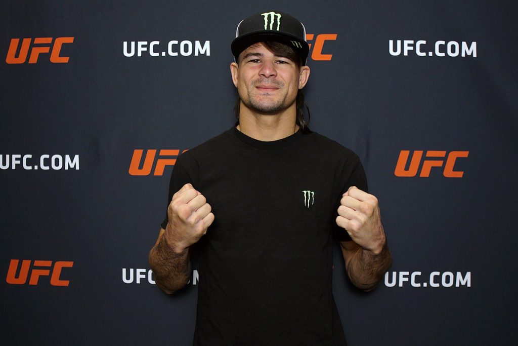Diego Lopes admite atenção especial ao público americano no UFC 300 ...
