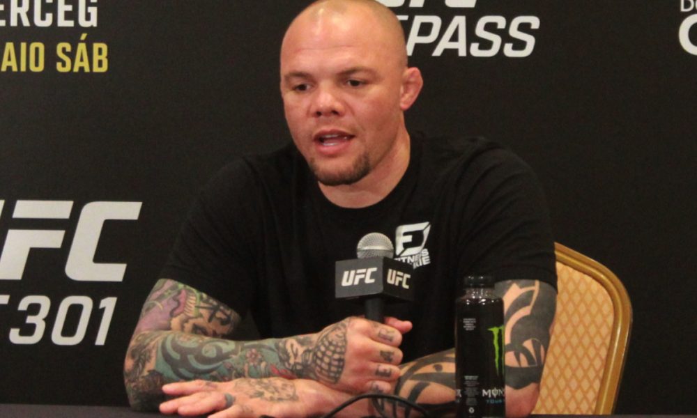 Fim da rivalidade? Anthony Smith exalta relação com Alex Poatan - Ag ...