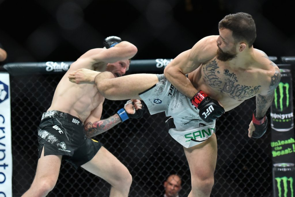 Nova geração! Mauricio Ruffy dá show e vence no 1º round no UFC Rio ...