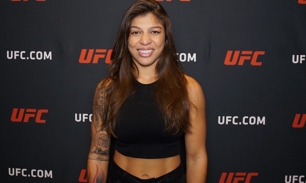 Bebê à vista! Mayra Sheetara revela motivo de retorno para o Brasil ...