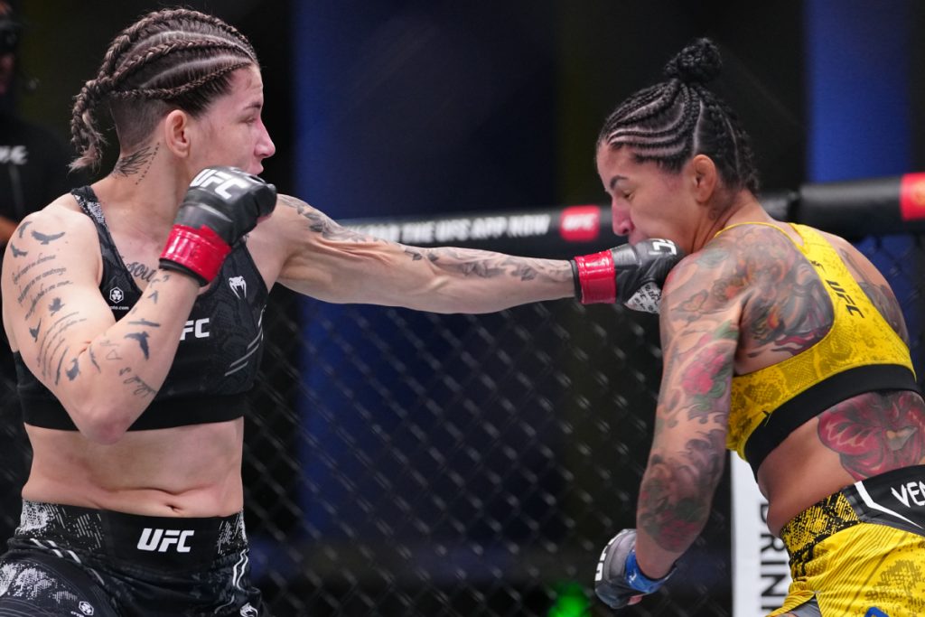 Karol Rosa controla rival e se recupera no UFC - Ag. Fight – MMA, UFC ...