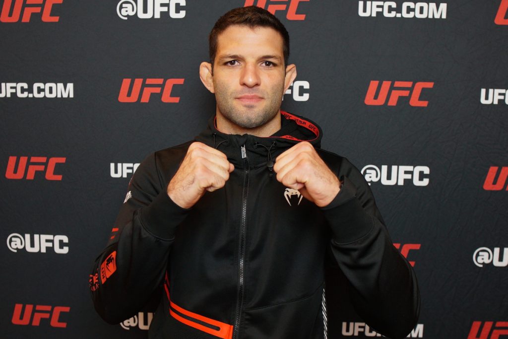 UFC Vegas 106: Thiago Moises enfrenta o americano Jared Gordon - Ag ...