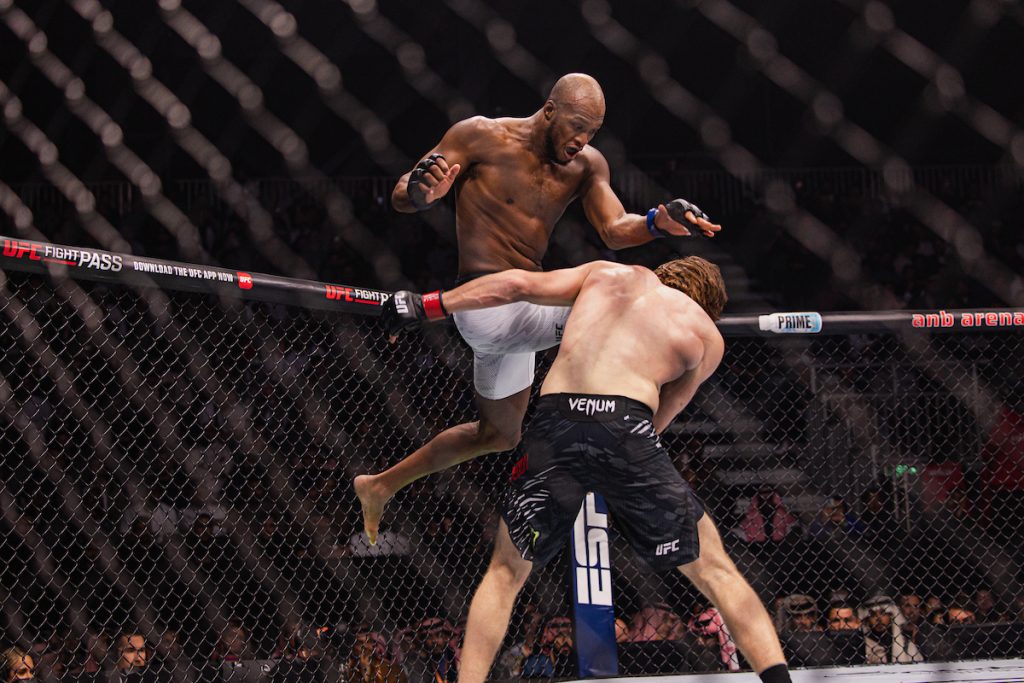UFC: Fim do hype! Michael Page impõe primeira derrota a russo no MMA ...