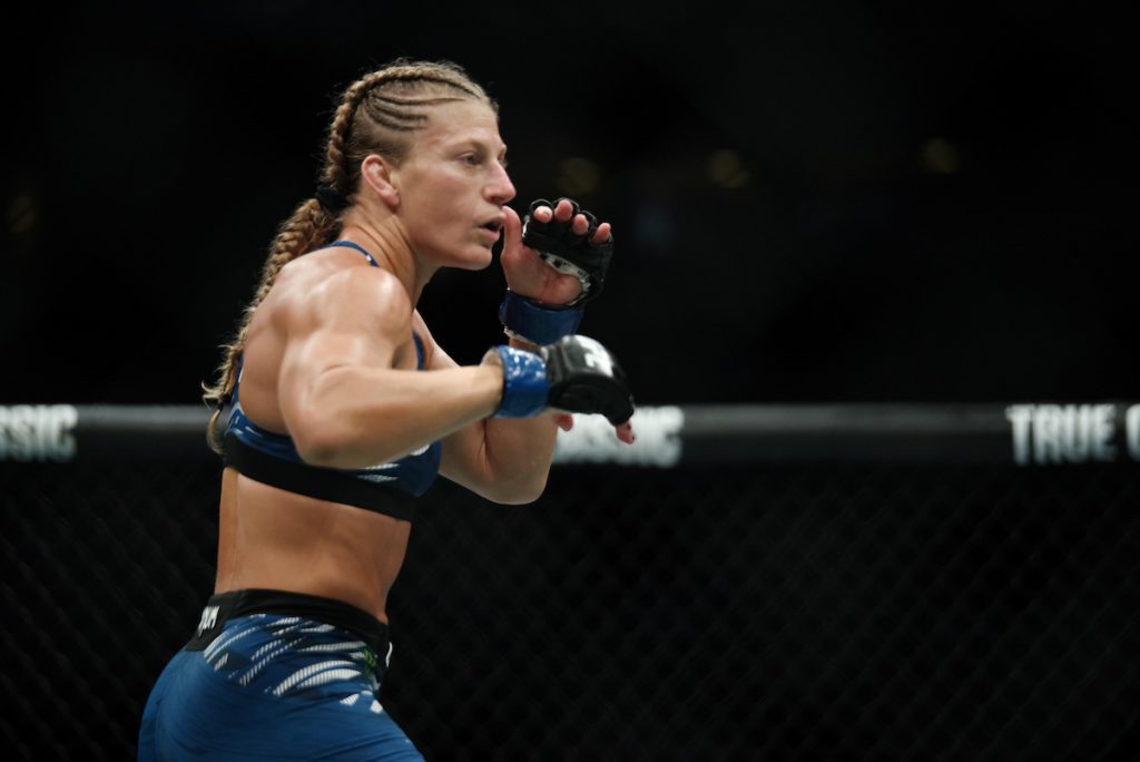 UFC 316: Campeã, Kayla Harrison lidera lista de premiados com bônus ...