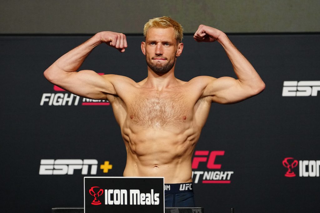 De Ridder se oferece para enfrentar Chimaev no UFC 321 - Ag. Fight ...